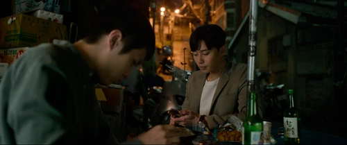 Parasite (2019) - Film Stills & Frames | StillsLab